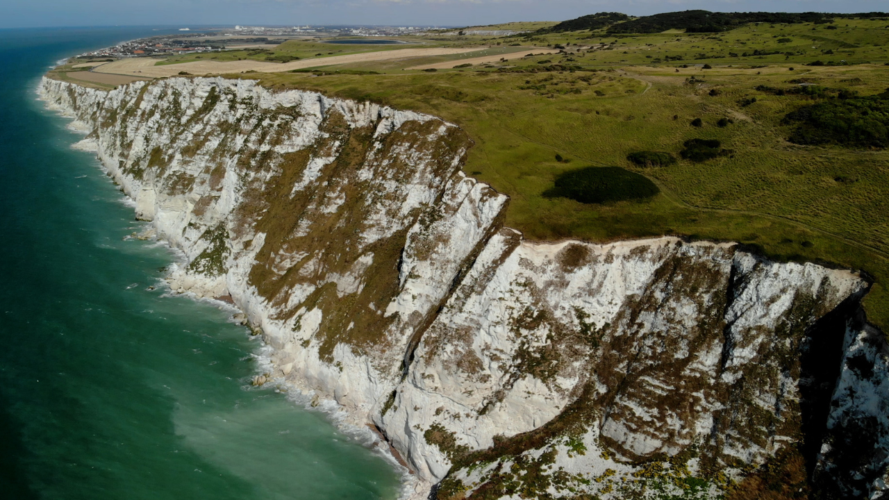 Découvrez ces incroyables images de drone du Cap Blanc Nez - KITA