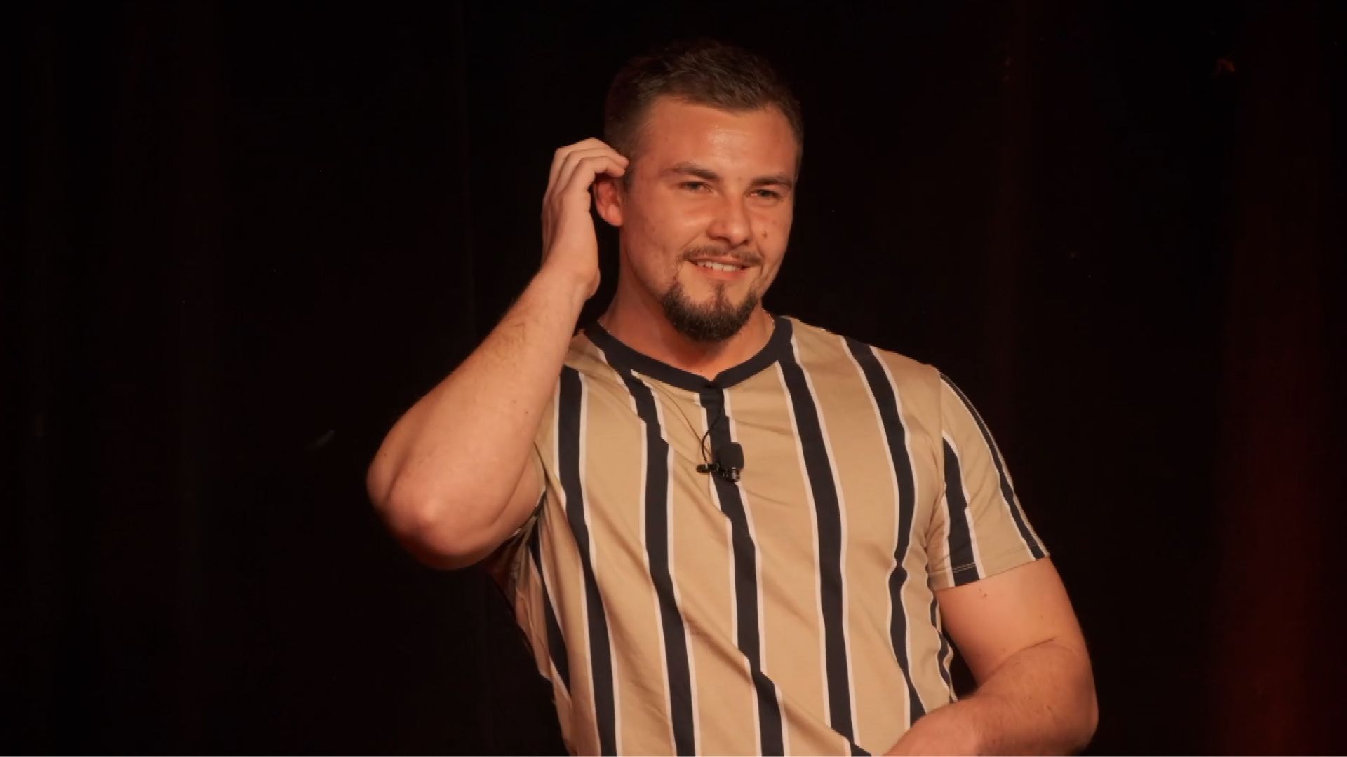 Gaëtan Petit, de surveillant dans un lycée à humoriste au Spotlight ...